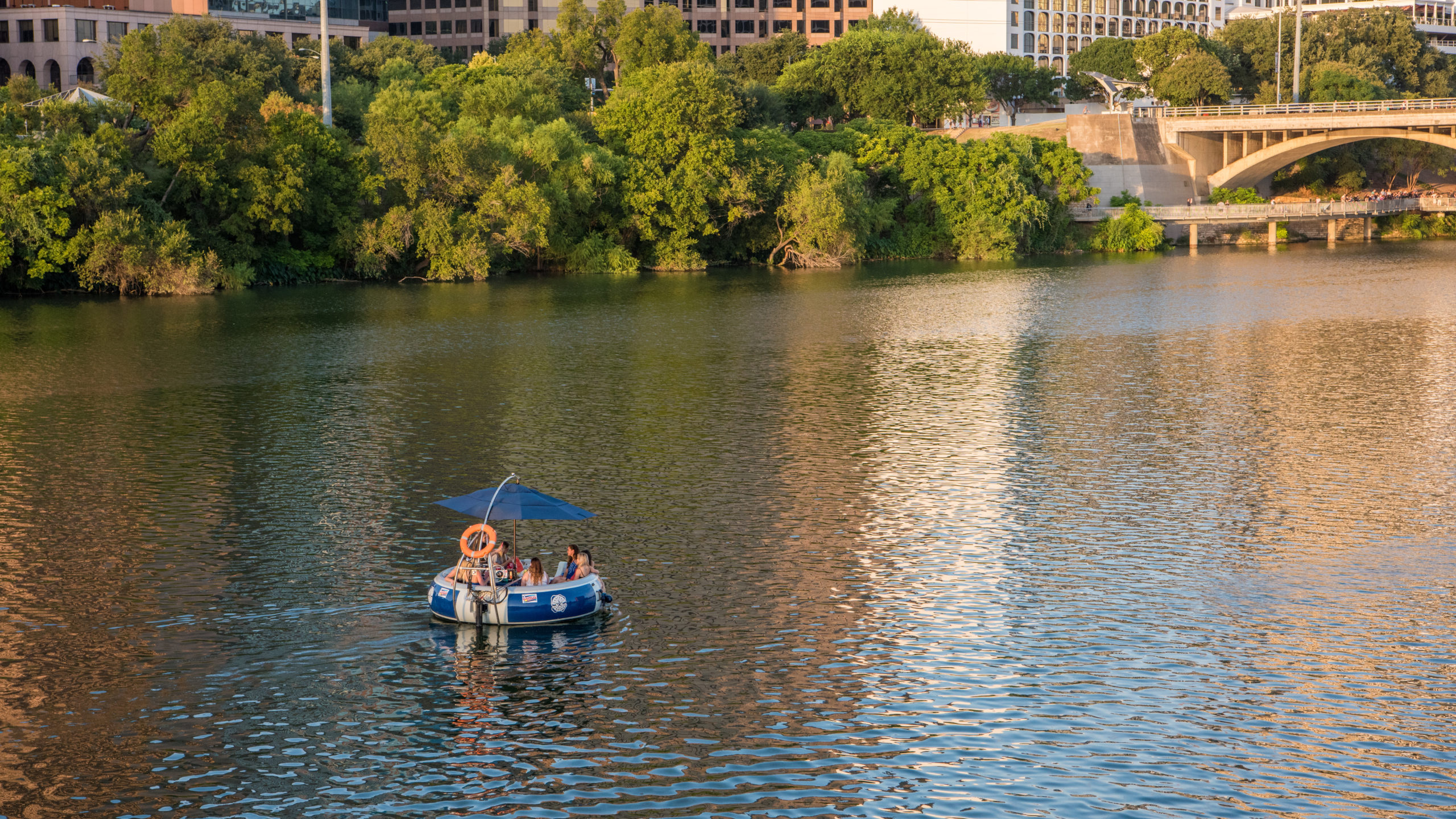 Boat Rentals on Lady Bird Lake - Capital Cruises