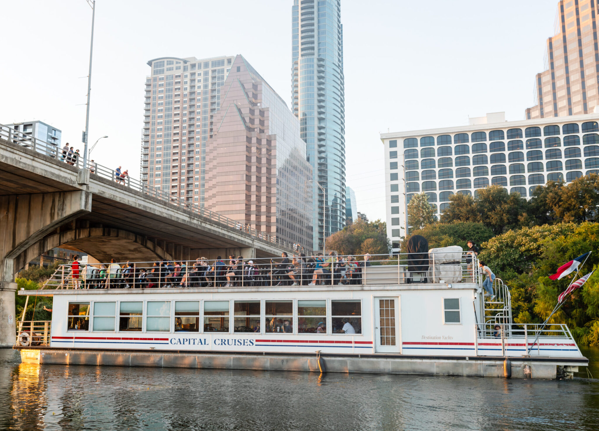 Boat Rental Services Austin, TX | Capital Cruises